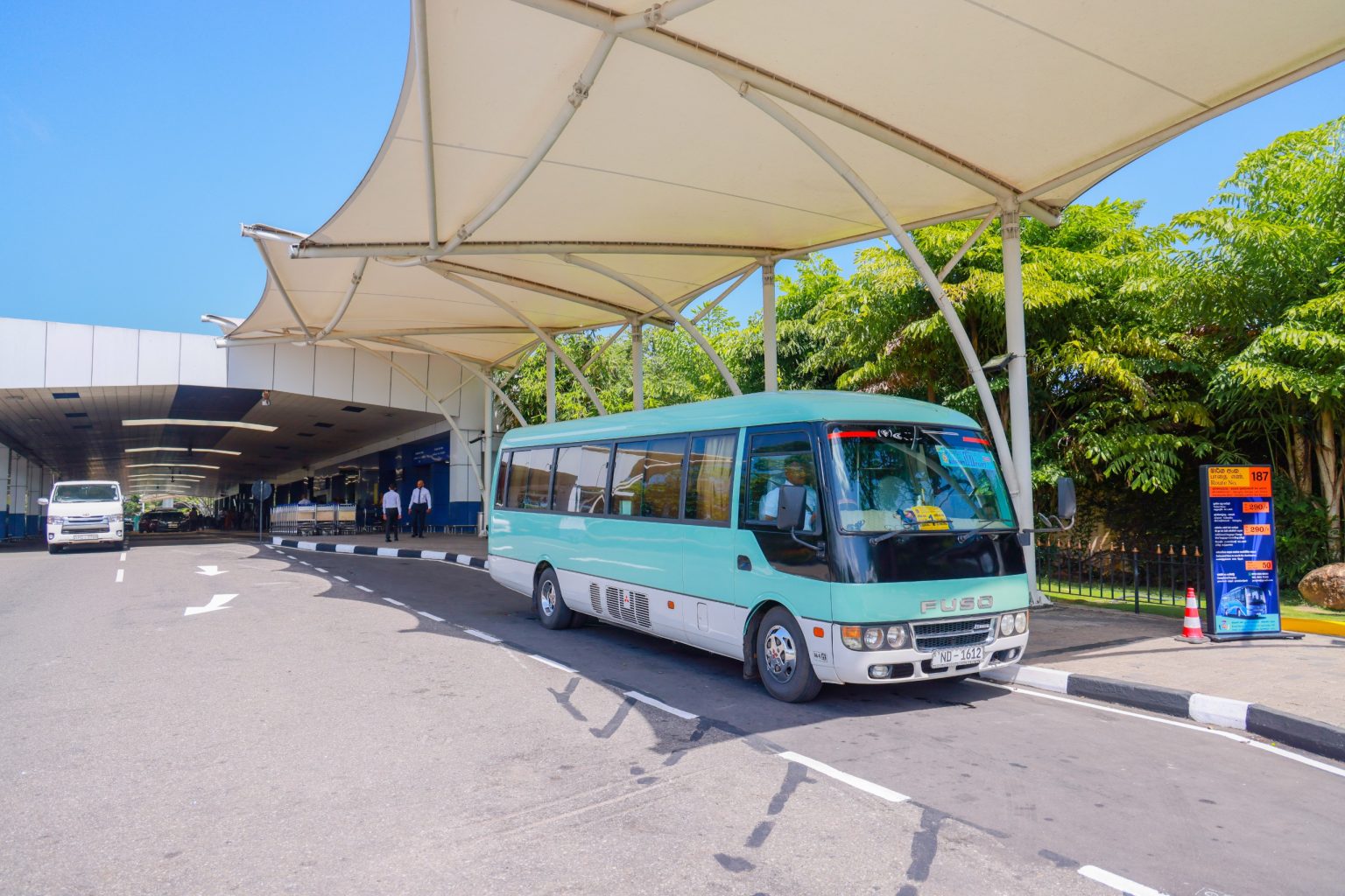 187 Airport – Colombo Fort Luxury Bus Service Resumes Access to BIA ...
