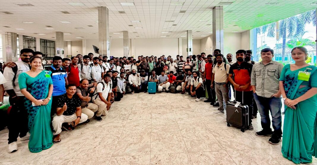 SriLankan Airlines Welcomes 287-Passenger MICE Group from India to ...